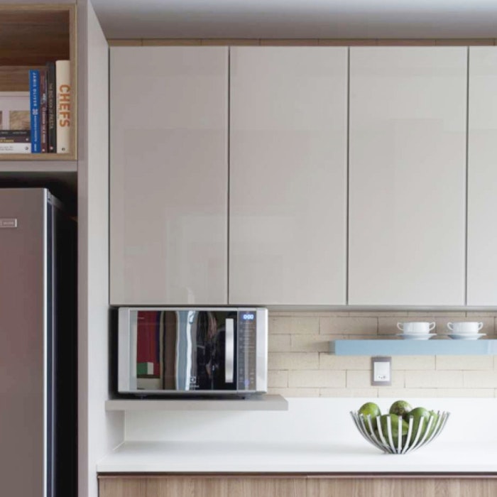 Adesivo Laca Bege Claro 3 metros x 45 cm | Grudado